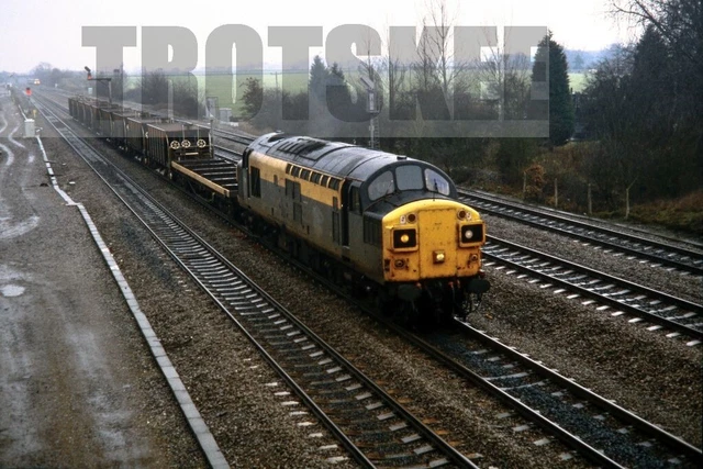 35MM SLIDE BR British Railways Diesel Loco Class 37 37092 Didcot 1996 Original £4.99 - PicClick UK