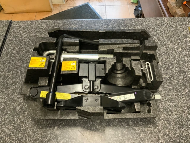 GENUINE RENAULT MASTER Movano Tool Kit Jack Set Wheel Brace Towing Eye ...