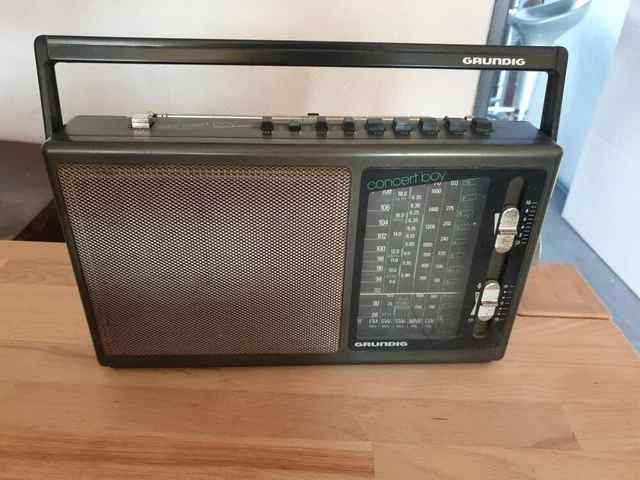 KOFFERRADIO GRUNDIG CONCERT Boy EUR 17,50 - PicClick DE