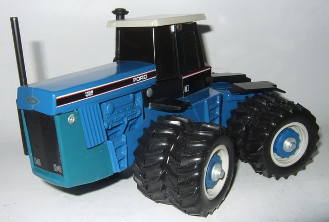 FORD (VERSATILE) 1156 SCALE MODELS # 340 model tractor toy 1:32 ...