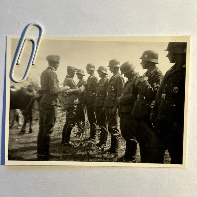 ORDEN EK VERLEIHUNG Soldat Front Wehrmacht 9x6Original Foto 2.WK EUR 1 ...