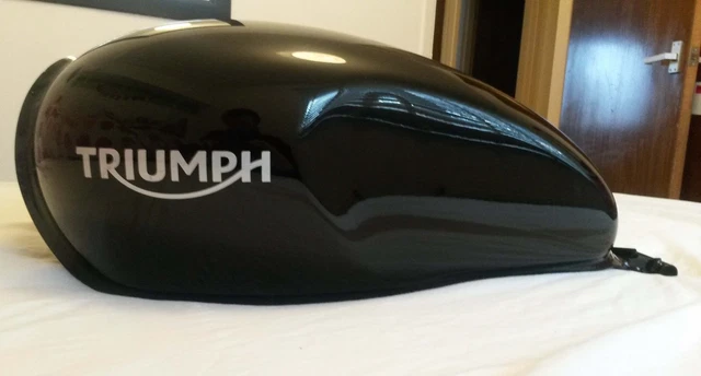 TRIUMPH BONNEVILLE STREET Twin Fuel Gas Tank £125.00 - PicClick UK
