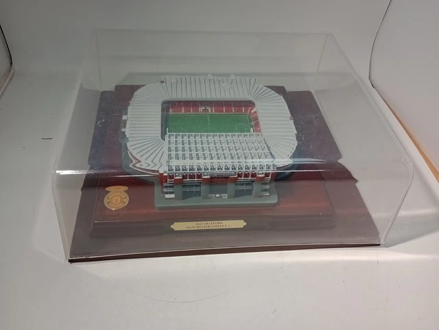 MANCHESTER UNITED OLD Trafford Stadium scale model in plastic display ...