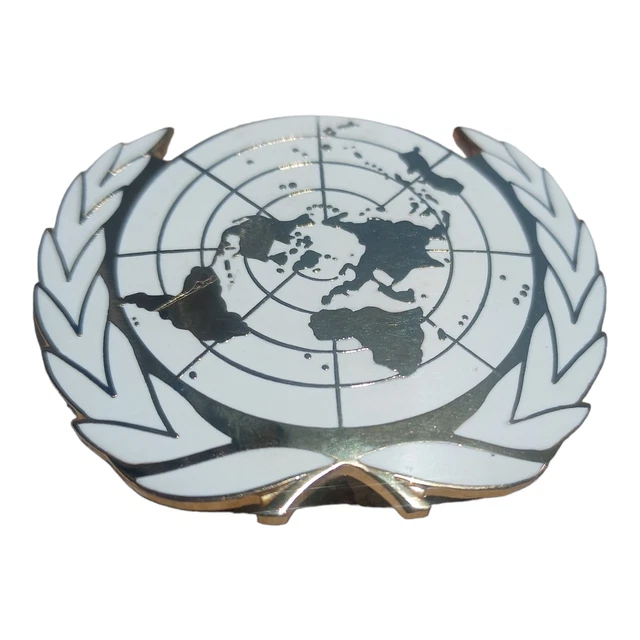 UNITED NATIONS BERET Badge OR's UN Rare Genuine Insignia Cap Badges £23 ...