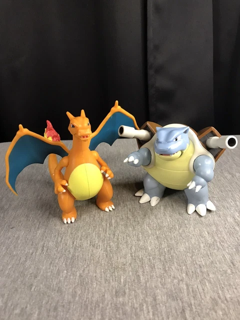 POKEMON BATTLE FEATURE Blastoise & Charizard action figure EUR 15,03 ...