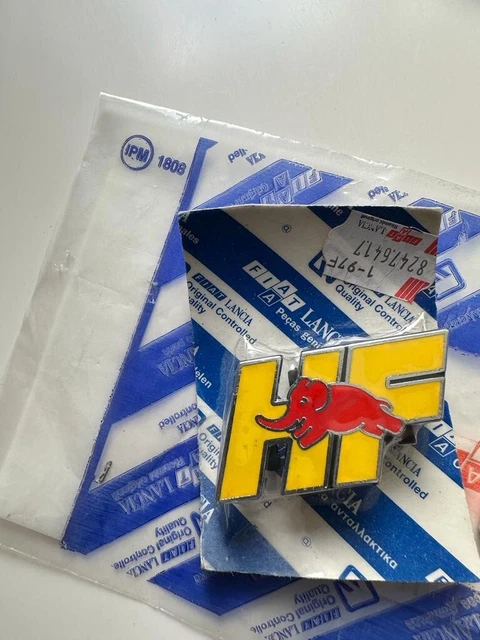 DISTINTIVO ELEFANTE LANCIA Delta Integrale HF originale NUOVO EUR 173 ...