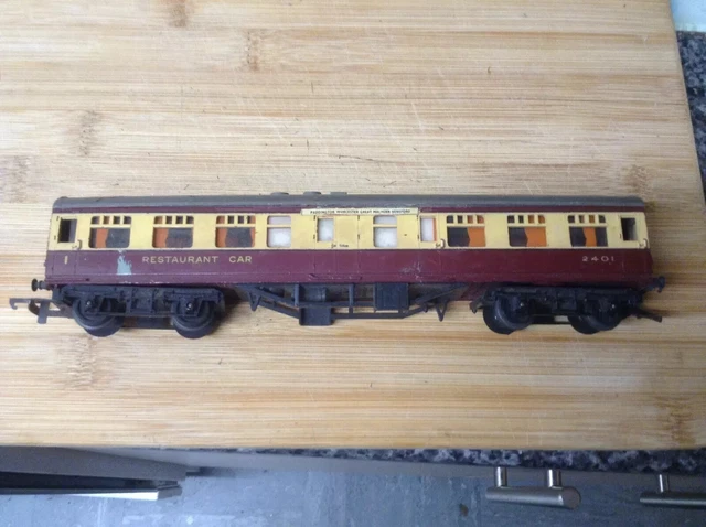 8X TRIANG COACHES playworn 00 gauge coaches some complete some need ...