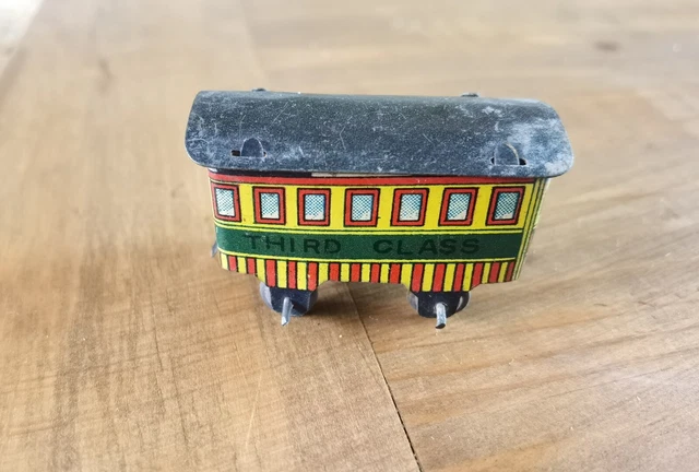 2 X VINTAGE Tin Train Carriages First And Third Class £4.36 - PicClick UK