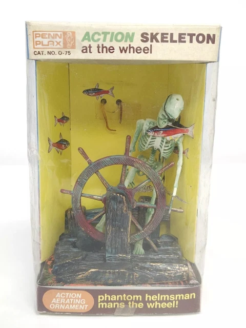 VINTAGE 1983 PENN Plax Action Skeleton Phantom Helmsman The Wheel ...