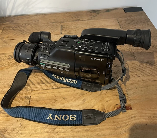 SONY HANDYCAM VIDEO camera 1980’s Model CCD-F445E Rare £18.00 - PicClick UK
