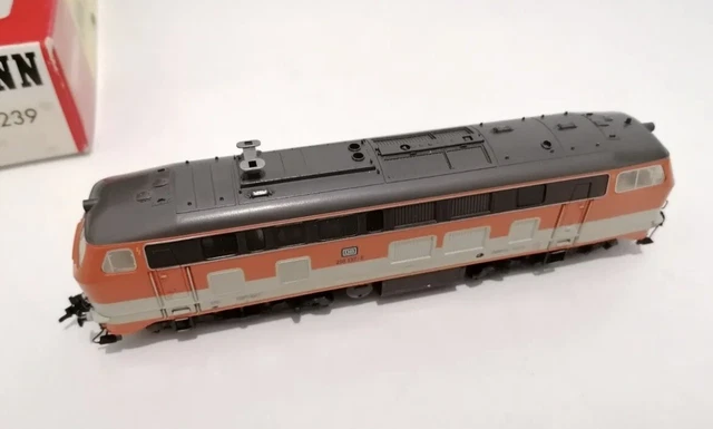 FLEISCHMANN 'HO' GAUGE 4239 DB CLASS BR 218 137-8 DIESEL LOCO- DCC ...