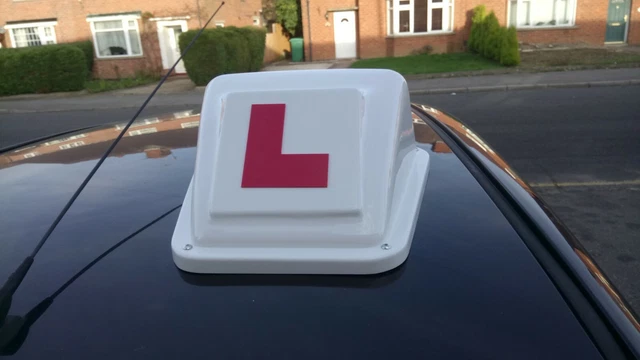 AERODYNAMIC LEARNER SIGN - magnetic learner driver roof sign car ...