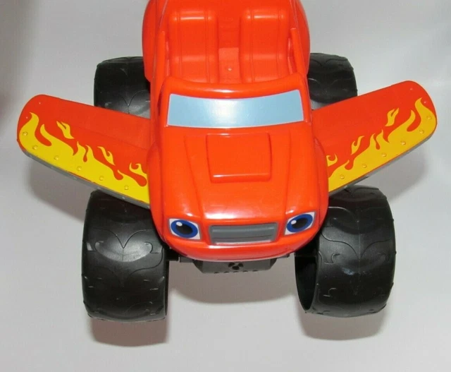 BLAZE AND THE Monster Machines Talking Transforming Jet Plane Truck ...