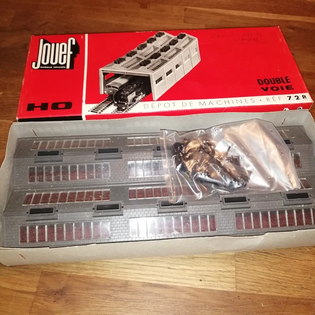 JOUEF (LIMA, ETC...) Dépôt de machines 2 voies réf 728 EUR 19,95 ...