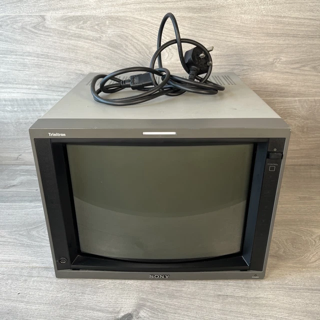 SONY TRINITRON TV PVM-14L3 600TVL Colour Video Monitor Tested Working £ ...