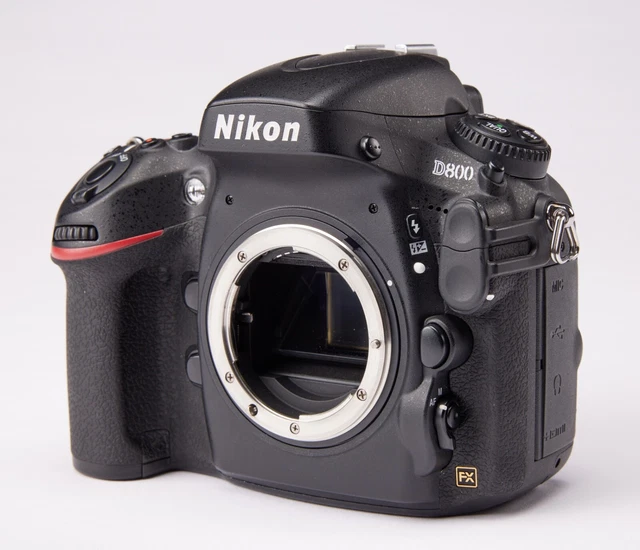 NIKON D800 DSLR Camera & Battery Grip - Near Mint Condition £495.00 ...