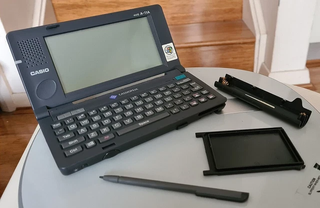 CASSIOPEIA A-11A RARE Vintage PDA Pocket Computer Casio on Windows CE 1 ...