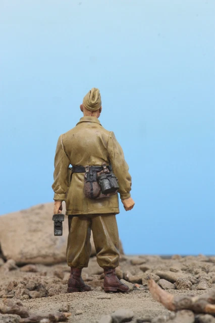1:35 MODEL TANK Figur WH Soldat Afrika Korps Nr 1 gebaut built EUR 10 ...