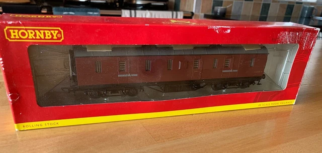 HORNBY R4237 BR (ex LMS) Full Brake Coach M31004M box a little worn £22 ...