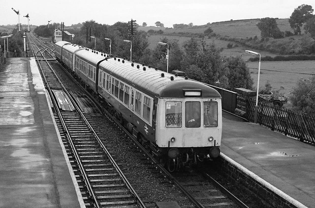 PHOTO 1988 Leeds Bound Dmu Train At Appleby 1988 (1) The 09.41 ...