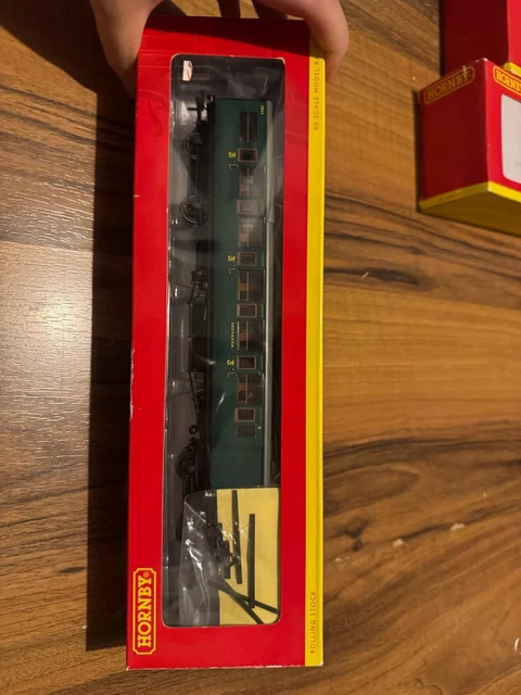 HORNBY R4339B SR Maunsell 6 Compartment Brake Coach 2803 £31.92 ...