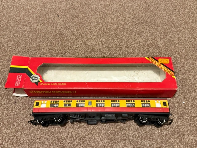 HORNBY R929 OO Gauge BR MK1 Second Corridor Brake Coach Boxed £9.72 ...