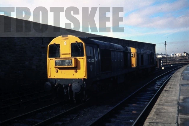 35MM SLIDE BR British Railways Diesel Loco Class 20 20205 c1981 ...