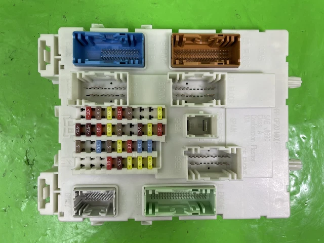 FORD FOCUS MK3 Bcm Body Control Module Fuse Box Dv6T14A073Dh 2011-2014 ...