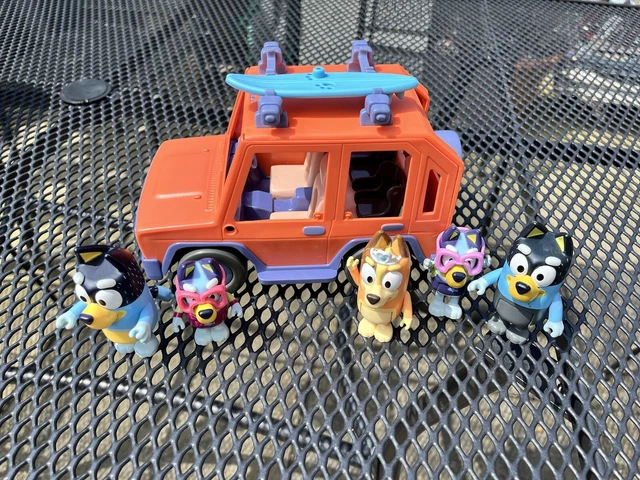 BLUEY CAR BLUEY Family Figures Bluey Bundle £18.00 - PicClick UK