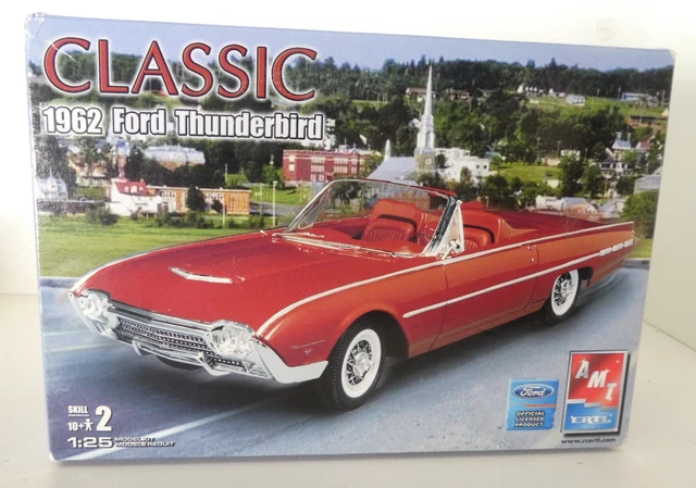 AMT ERTL 30081 1962 Ford Thunderbird Car Model Kit 1:25 2005 £4.99 ...