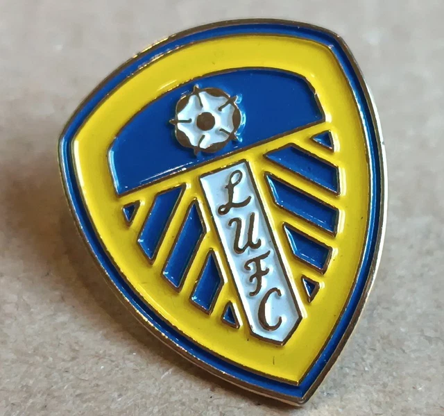 SPILLA PINS DISTINTIVO Stemma Simbolo Badge Logo Crest Club Lufc Leeds ...