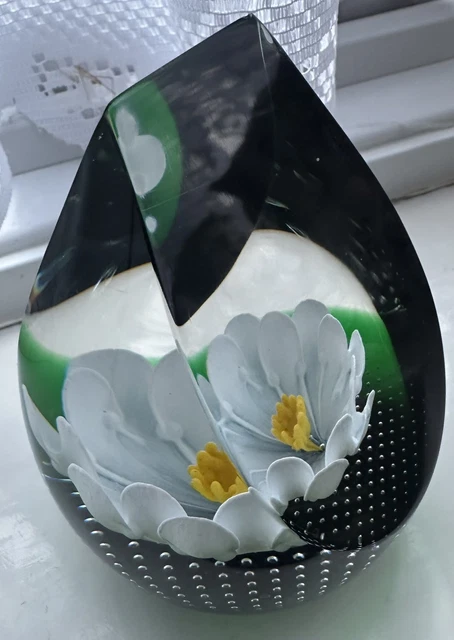 CAITHNESS LIMITED EDITION 131/350 Daisy Daisy faceted teardrop Glass ...