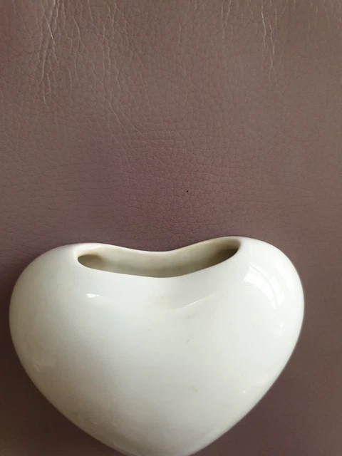 WANDVASE AUS PORZELLAN / Weiss / Herz EUR 8,00 - PicClick DE