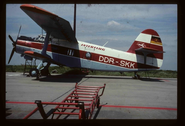 ORIGINAL AIRCRAFT SLIDE Interflug Antonov An-2 DDR-SKK 1990 £3.00 ...