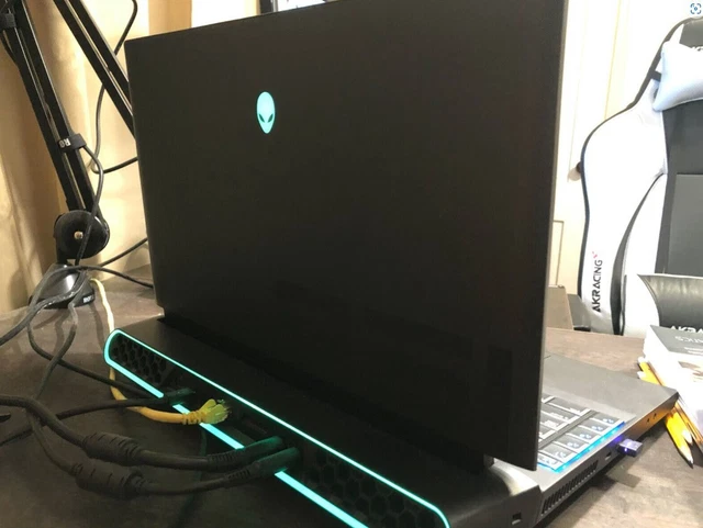 ALIENWARE AREA 51M R1 Gaming Laptop | RTX 2080 | I9-9900K £1,343.70 ...