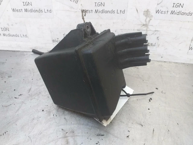 MERCEDES SPRINTER Mk2 (W906) Vacuum Valve Reservoir A6510700768 £19.92 ...