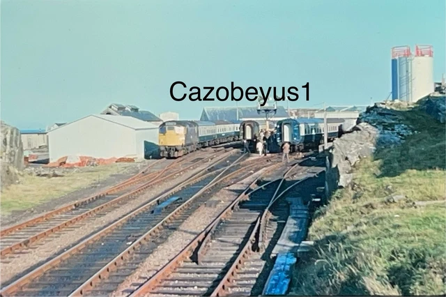 35MM SLIDE TRAIN # 27032 LCGB West Highlander Original Date 1975 REF172 ...