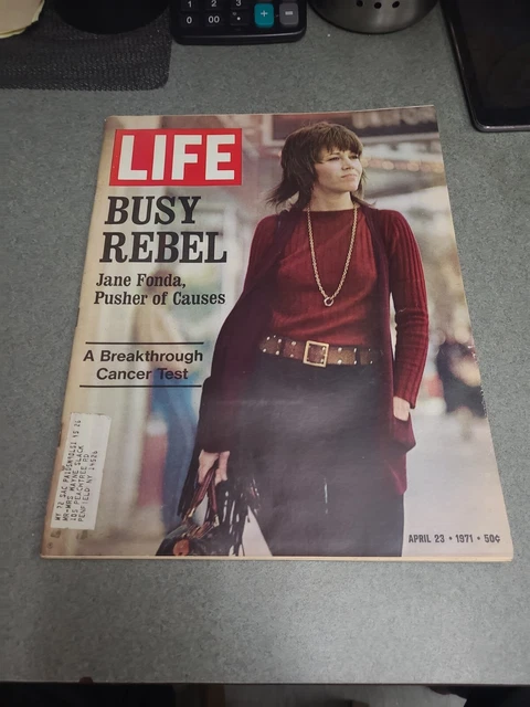 LIFE MAGAZINE - April 23, 1971 - Jane Fonda Photo Cover - Breakthrough ...