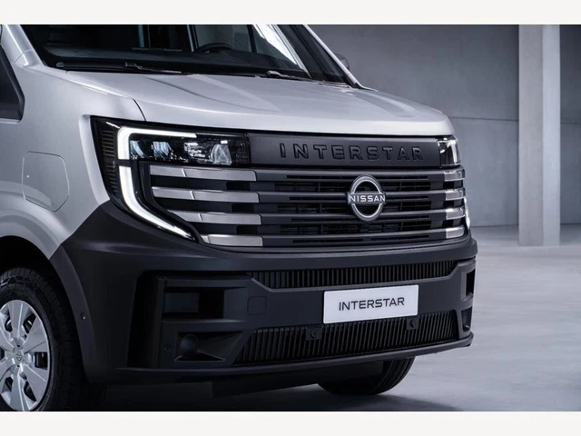NISSAN INTERSTAR 4.1 Meter Luton Lo Loader (Brand New Van) £36,995.00 ...