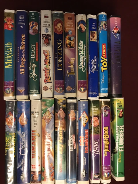 WALT DISNEY HOME Video Lot of 20 VHS Kids Movie Tapes in Clamshell Case ...