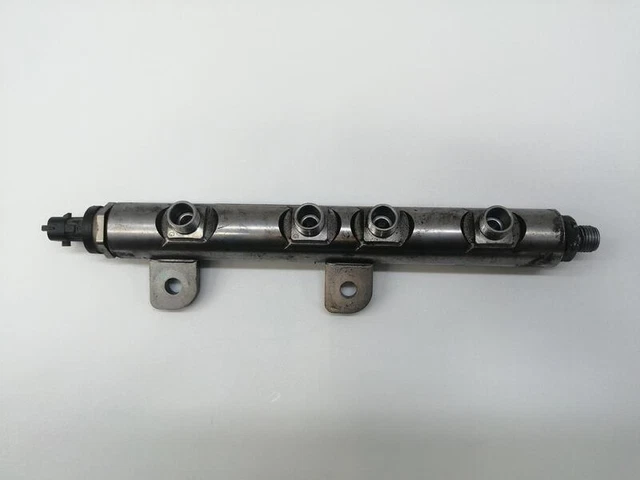 LR013183 RAMPE INJECTION pour LAND ROVER DISCOVERY 4 SDV6 HSE 2009 ...