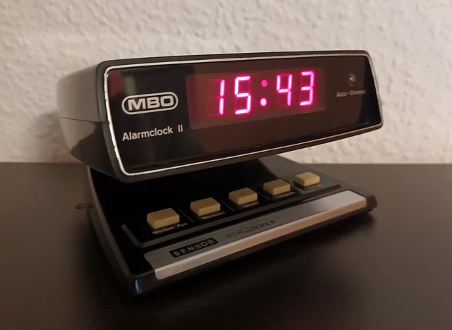 MBO ALARMCLOCK II Wecker Tischuhr Uhr Ende 70er Space Age Design ...