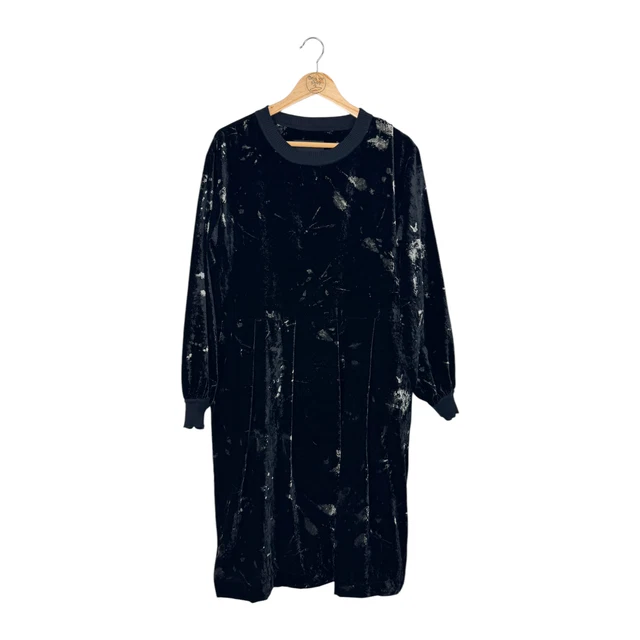 ROBE EN VELOURS bord Kai avec petits accents de couleur métallisée ...