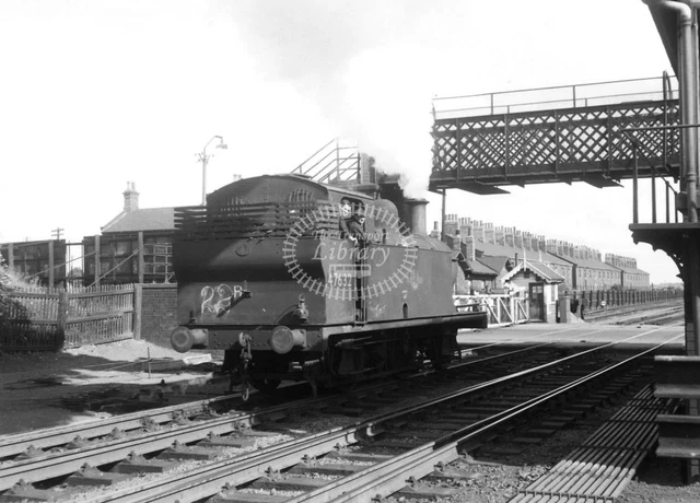PHOTO BR British Railways Steam Locomotive Class 3F-F 47632 at Hull in ...