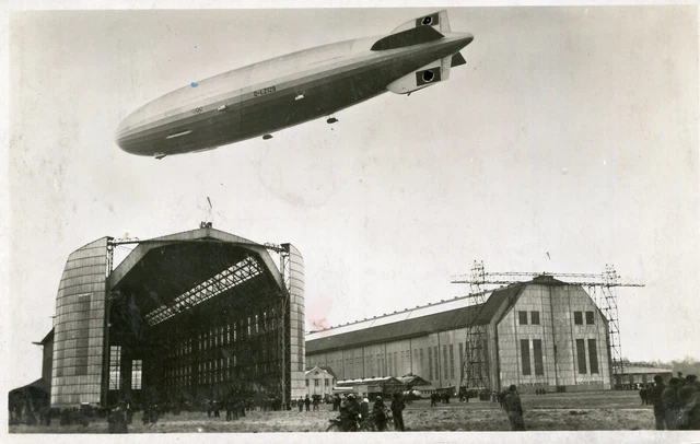 FOTO PHOTO WW2 WK2 Wehrmacht Luftschiff Zeppelin LZ 129 Start vor Halle ...