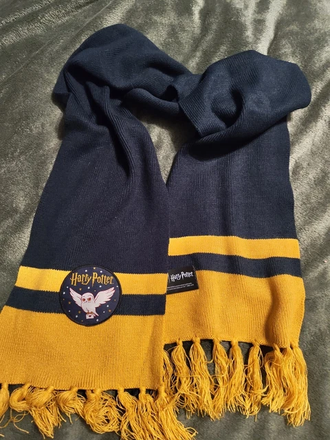 HARRY POTTER HEDWIG Scarf - Wizarding World of Harry Potter - Navy ...
