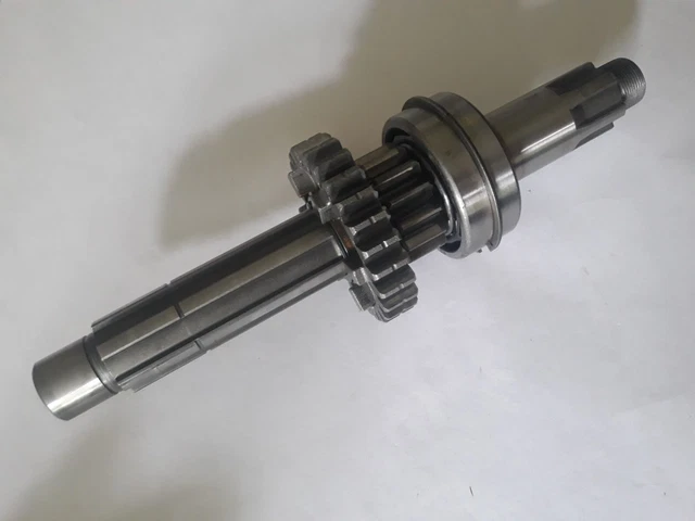USED YAMAHA GEARBOX Main Shaft Axle & 5th Gear 4L0-17411-01 RD350LC ...