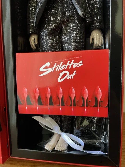 RAVEN ~TATE TANAKA - Stilettos Out Convention Doll -Integrity Toys ...