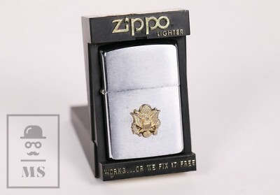 ORIGINAL 1989 ZIPPO Lighter in Exhibitor Case - USA Army Emblem / Model 280ARM EUR 39,90 ...