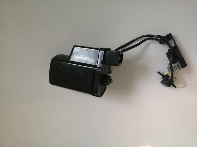 MOTOR SINGER 7184 Sewing Machine Motor with On and Bulb Socket £25.30 ...